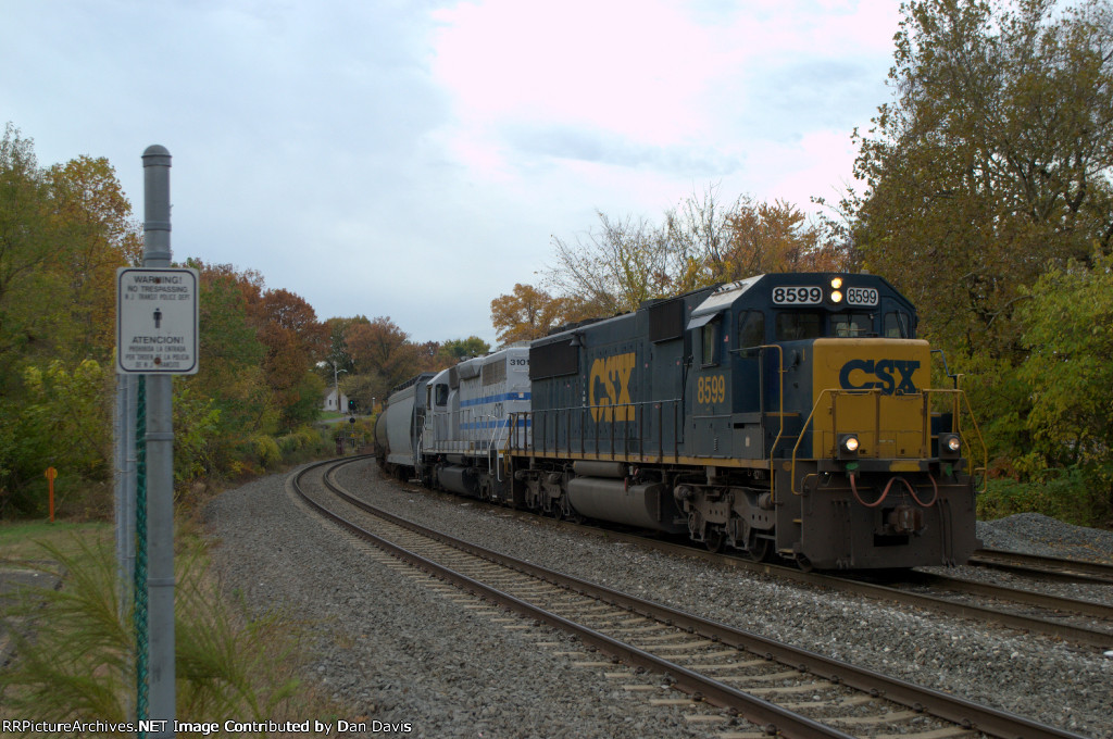 CSX 8599 Q418-05